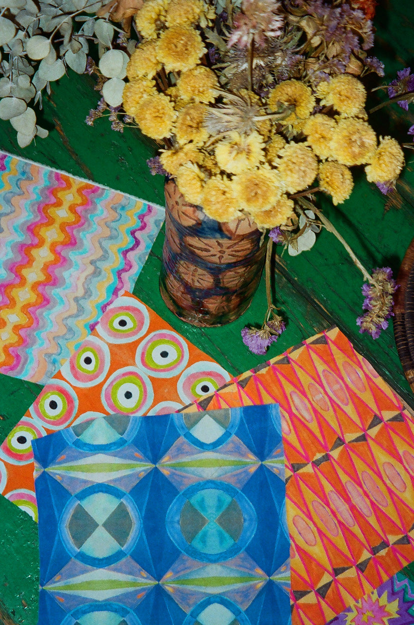 Romualda | Moda con estampados pintados a mano y diseño único